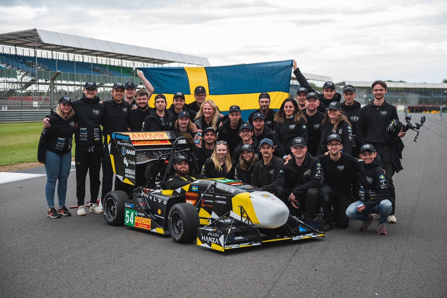 Clear River Racing på anrika Silverstone | Karlstads universitet