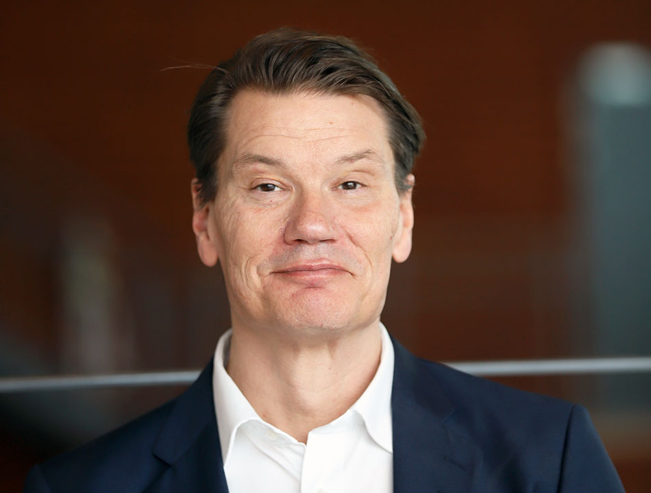 Ny prefekt på institutionen för ingenjörsvetenskaper och fysik ...