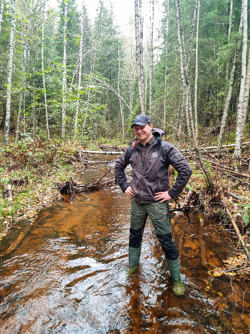 Freshwater mussels are parasites that mind control their hosts ...